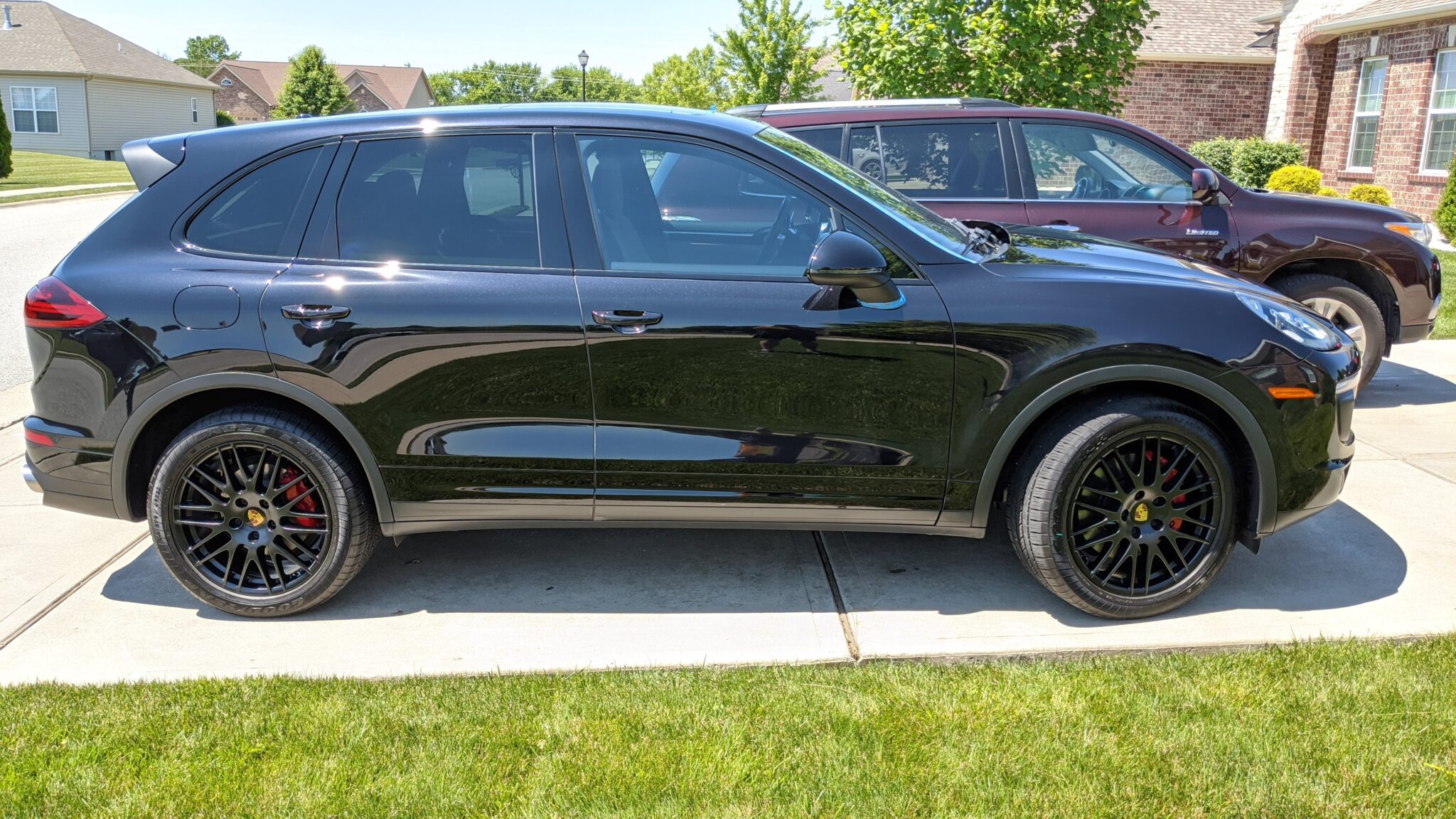 Exterior Detail: 2017 Porsche Cayenne S - The Car Geek